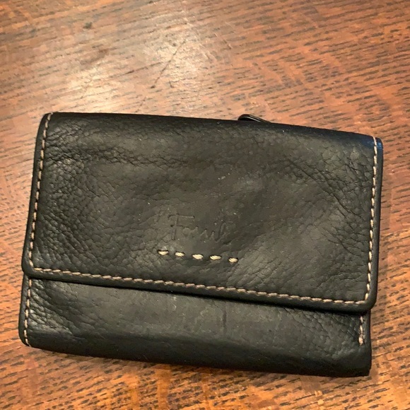 Fossil | Bags | Vintage Genuine Leather Fossil Trifold Wallet | Poshmark